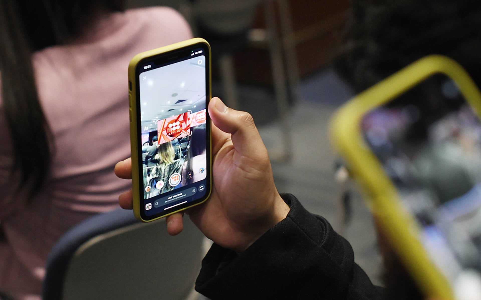 Meta y el Centro para la Revolución Tecnológica en Industrias Creativas ...