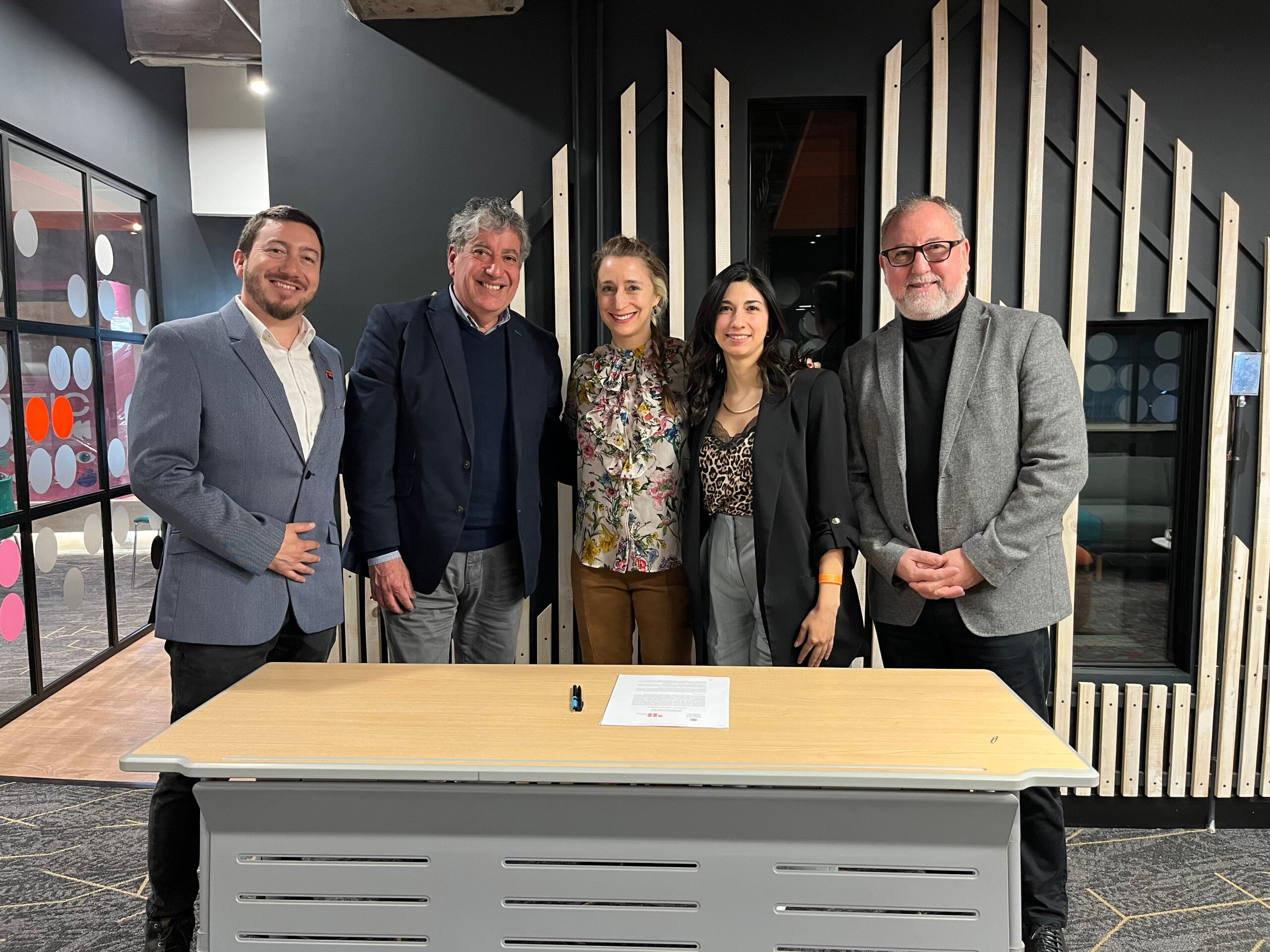 CRTIC e Instituto Santo Tomás firman acuerdo para impulsar la ...